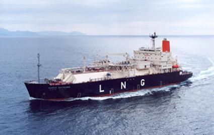 Small LNG Tanker dan Aplikasinya di Indonesia | Jurnal Maritim